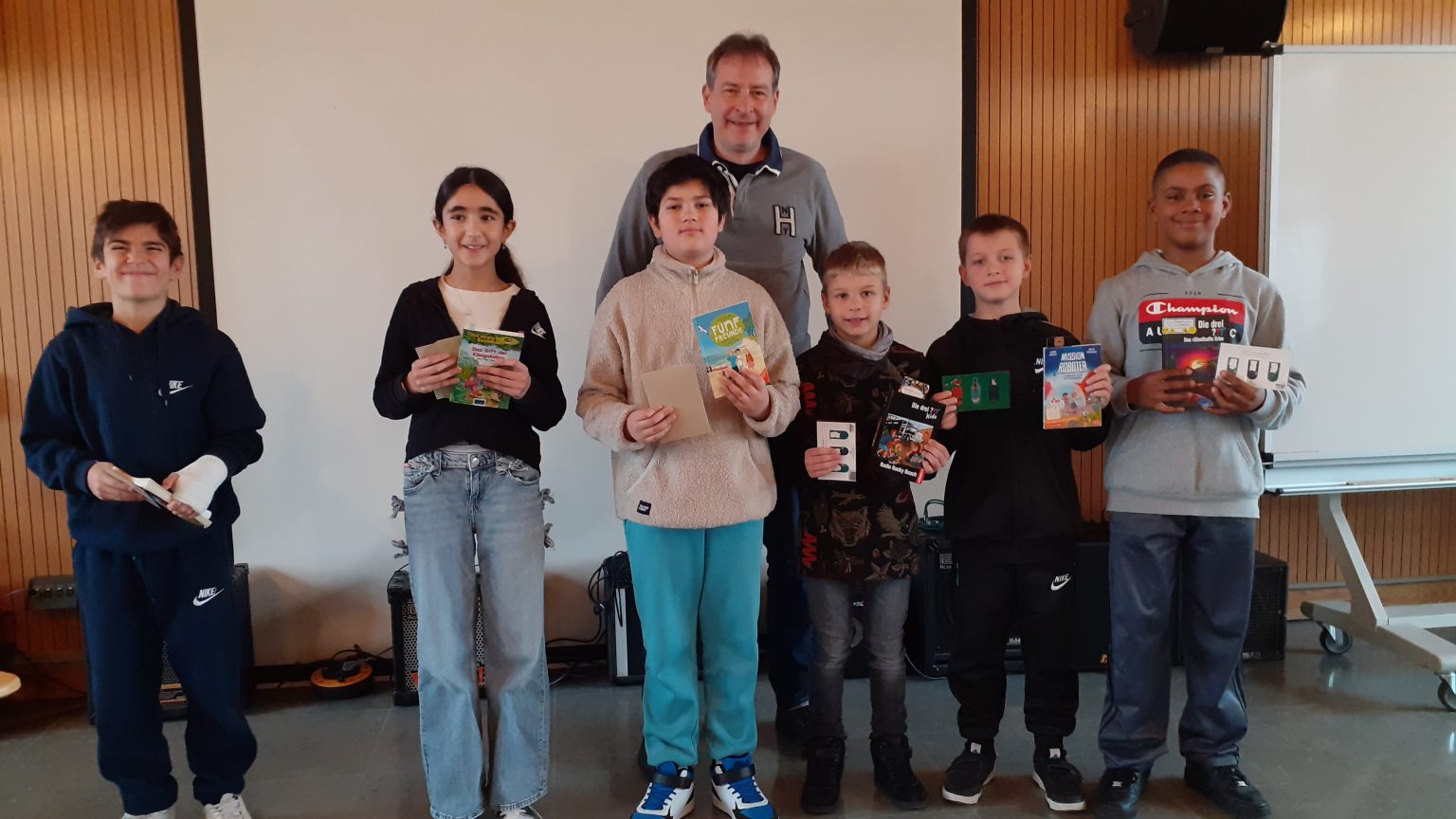 Lesewettbewerb der ofr. Realschulen 2024/2025 – Graf-Stauffenberg ...